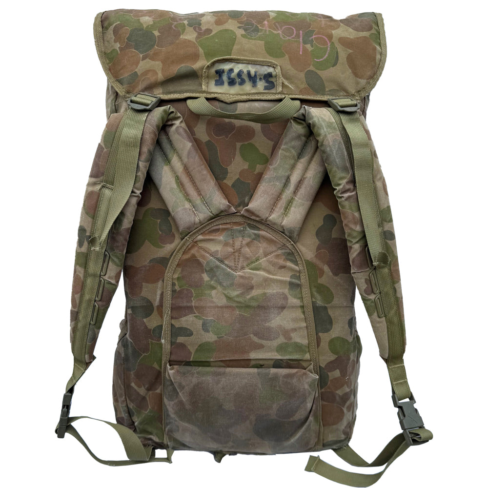 Original Australian Army DPCU SAUSAGE Backpack - Medium – The Outdoor ...